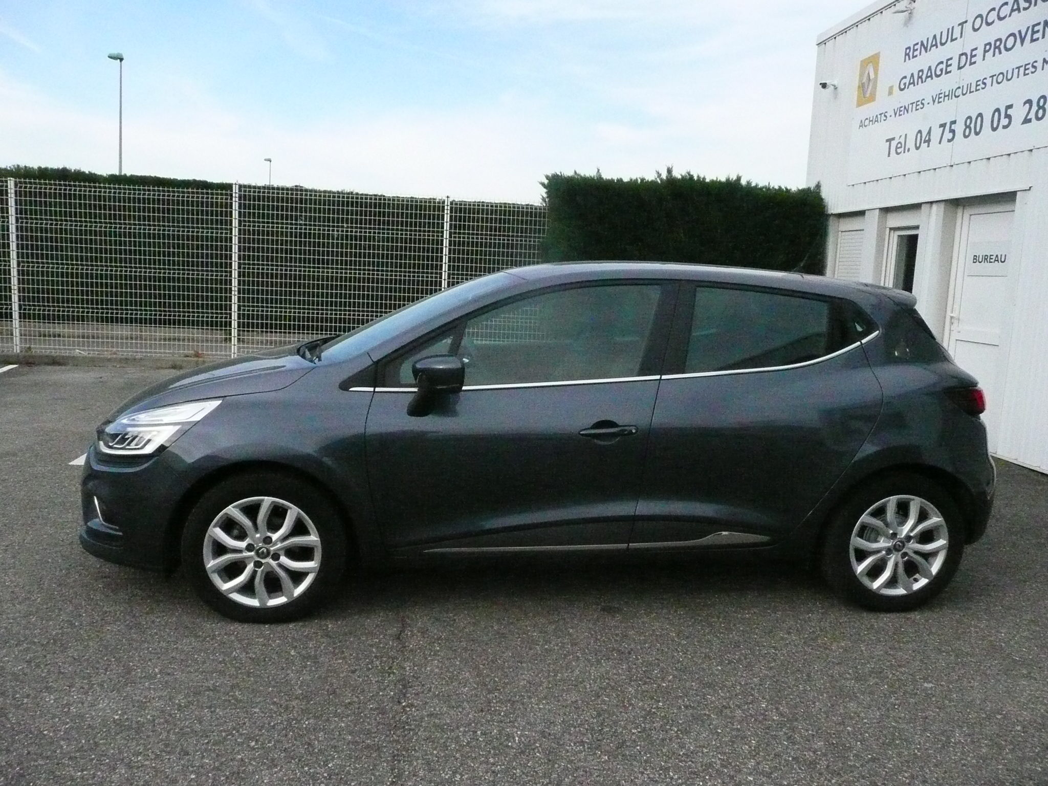 CLIO IV DCI 90 Intens (2) – Garage de Provence – Guilherand-Granges